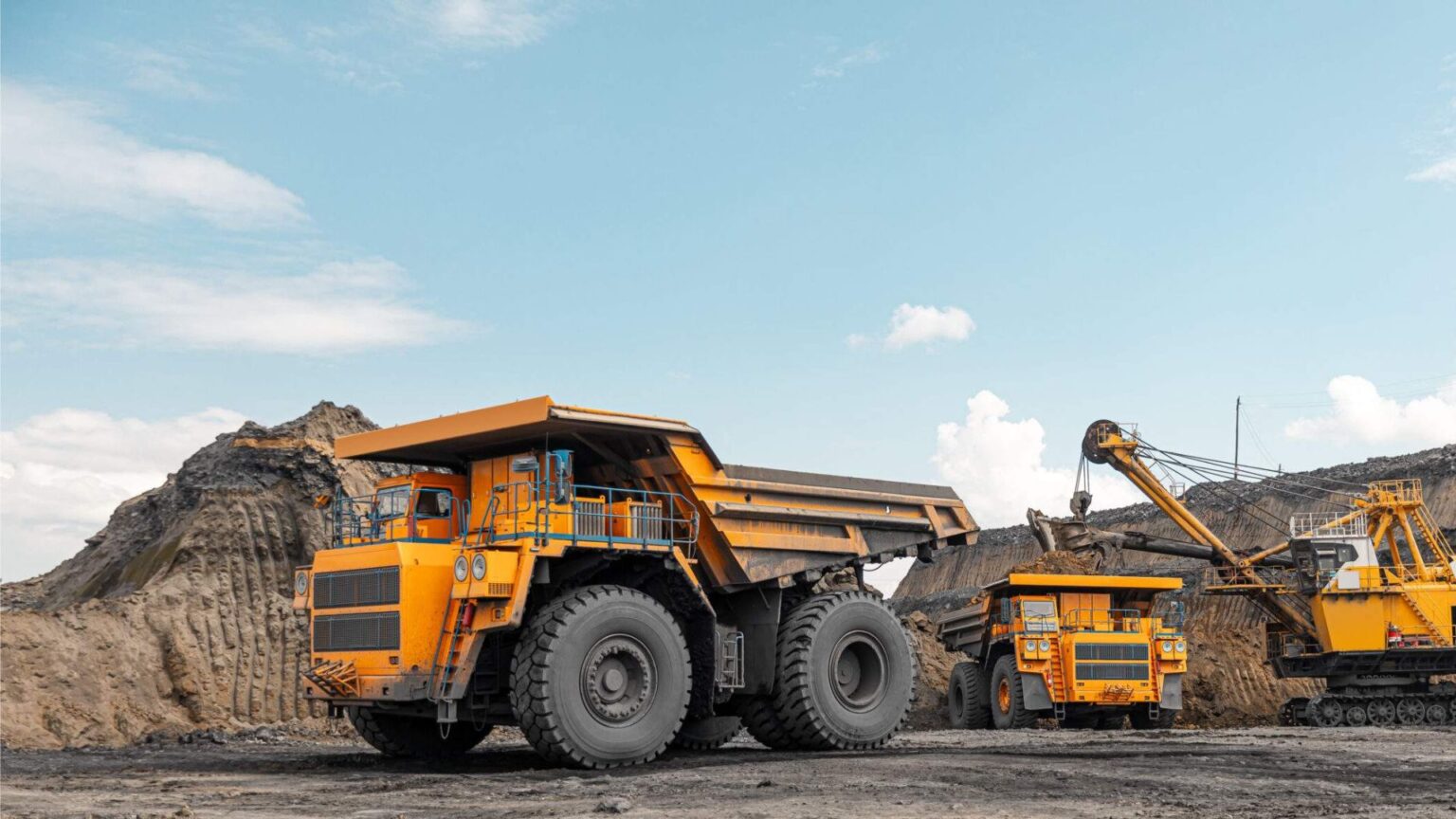 Navigating the Depths: Overcoming Challenges in the Mining Industry of ...